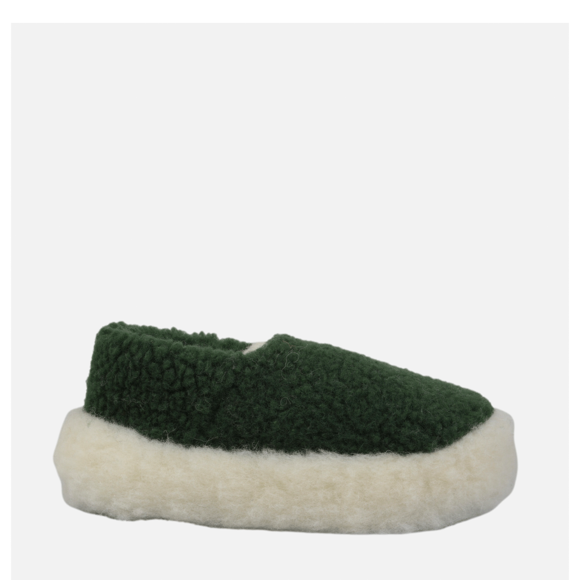 Coldbreaker | Siberian Slippers Green | Royalcheese Paris - Royalcheese